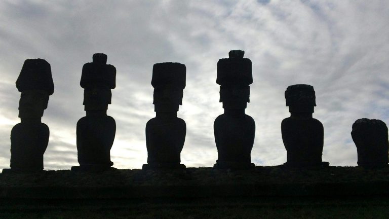 Moai : les secrets fascinants des statues de Pâques